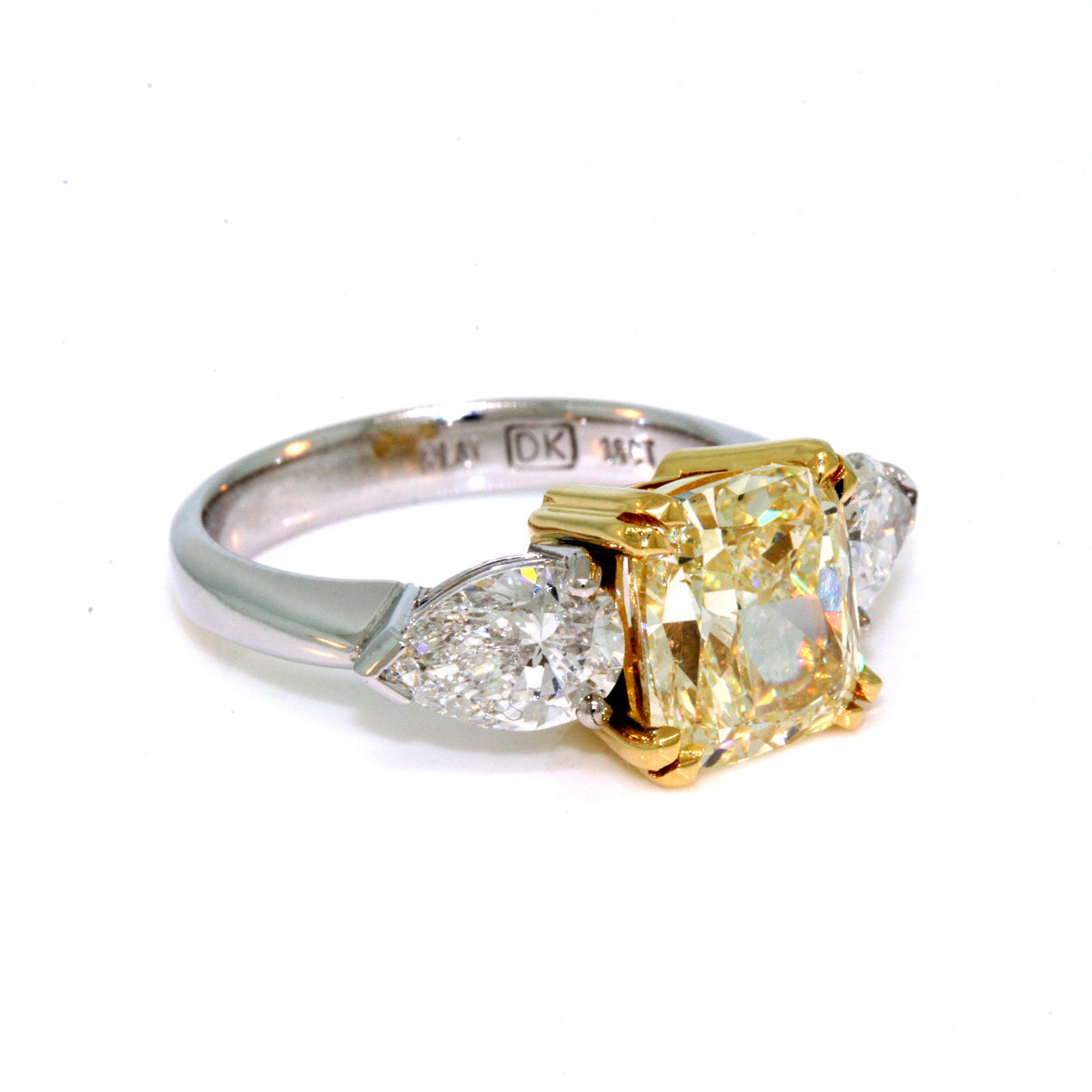 2.20ct Fancy Light Yellow – David Keefe Fine Jewellery