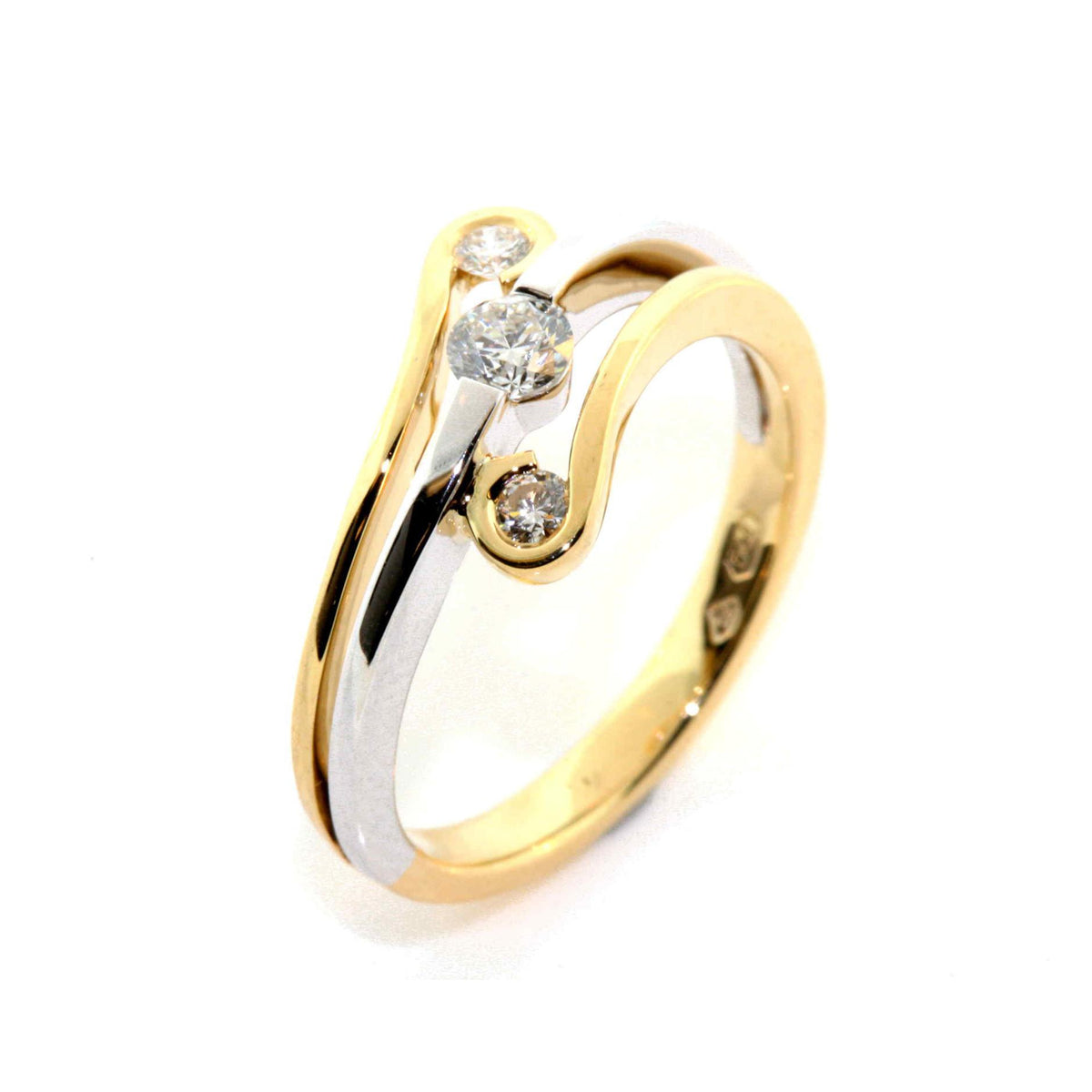 Bicolour Diamond Ring – David Keefe